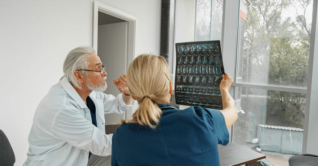 Find the Right Back Doctor for You | Advice from Top Physicians